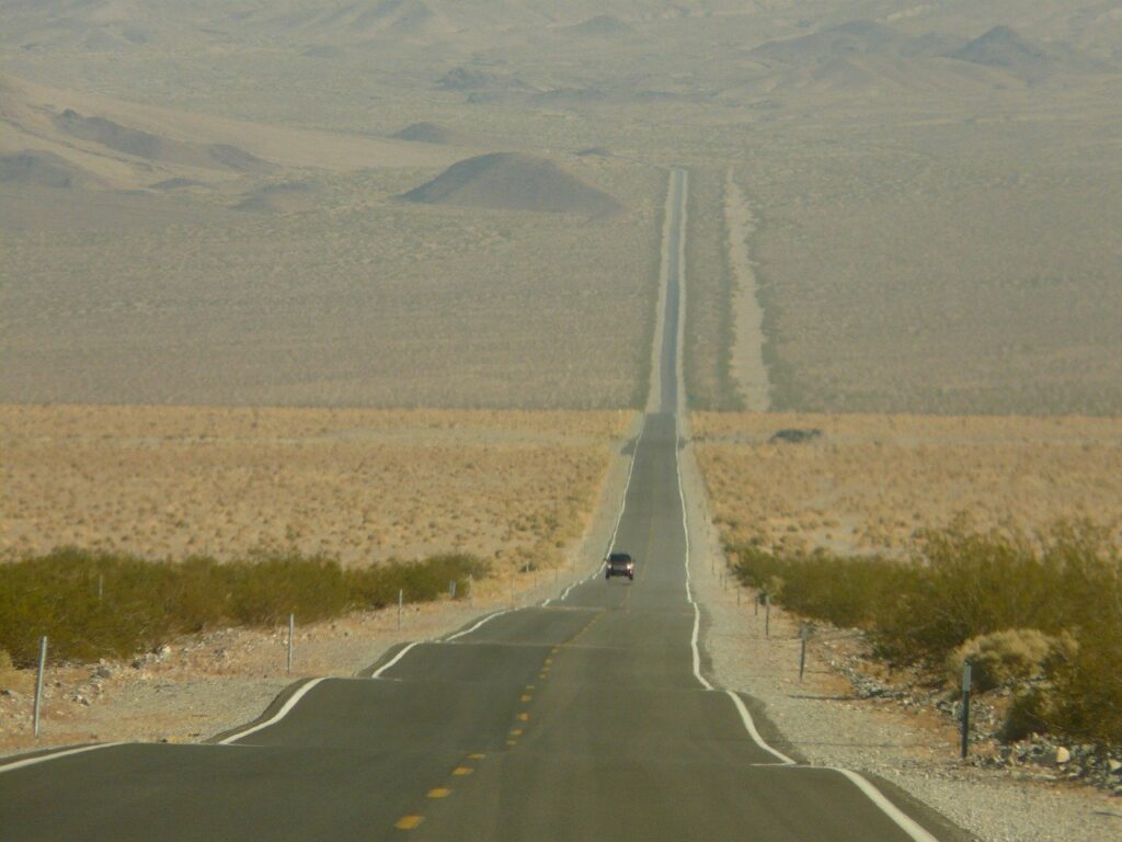Science trips - Roads: where are the longest straight lines in the world?