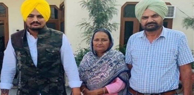 What was the real reason for the murder? Sadhu Musa Wala's father told ...