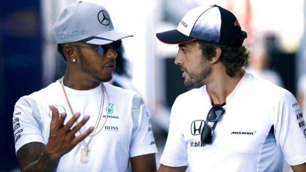 Fernando Alonso plays the confusion with his signing for Mercedes