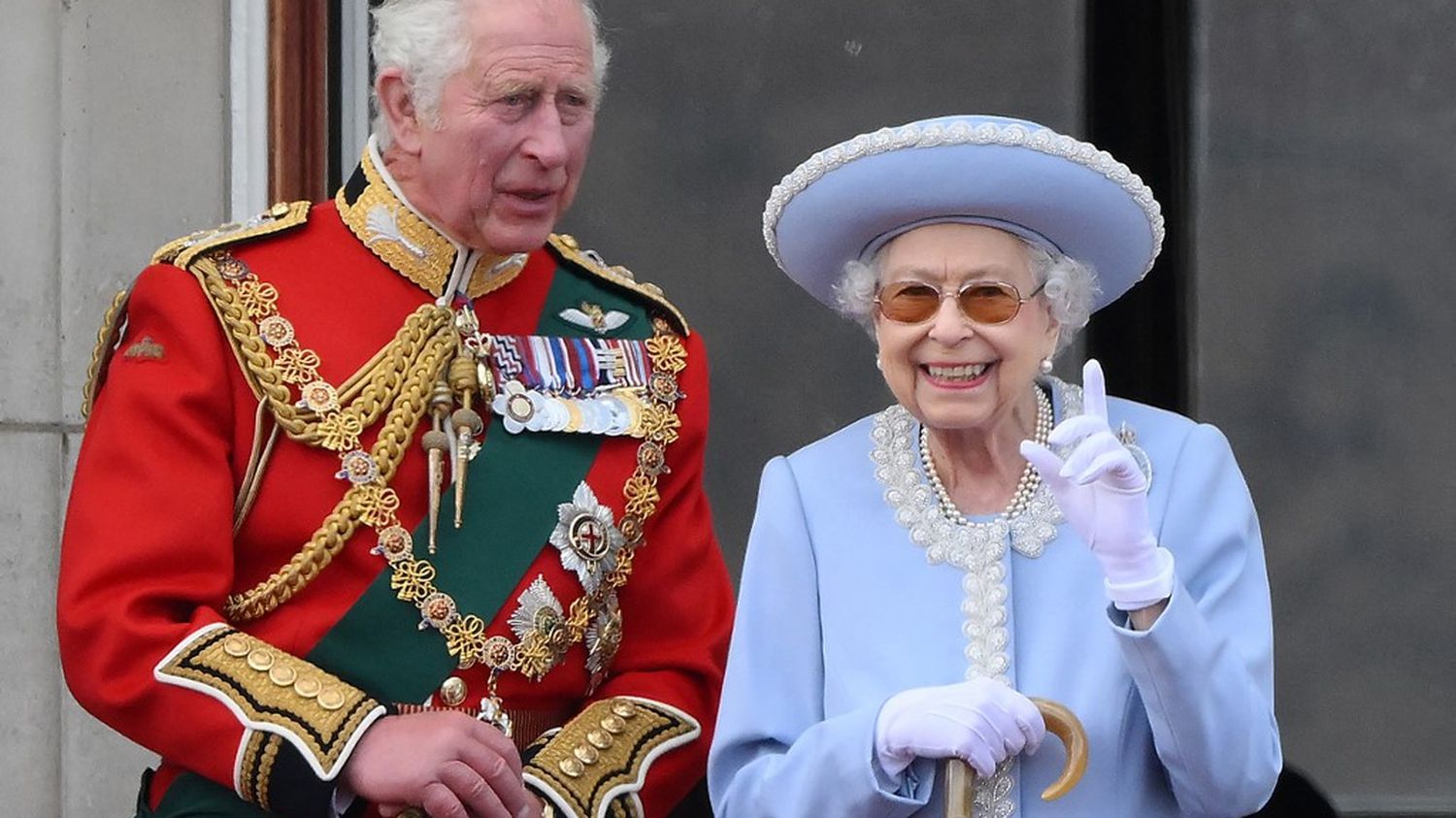 Death of Elizabeth II: the new king accedes to the throne and takes the ...