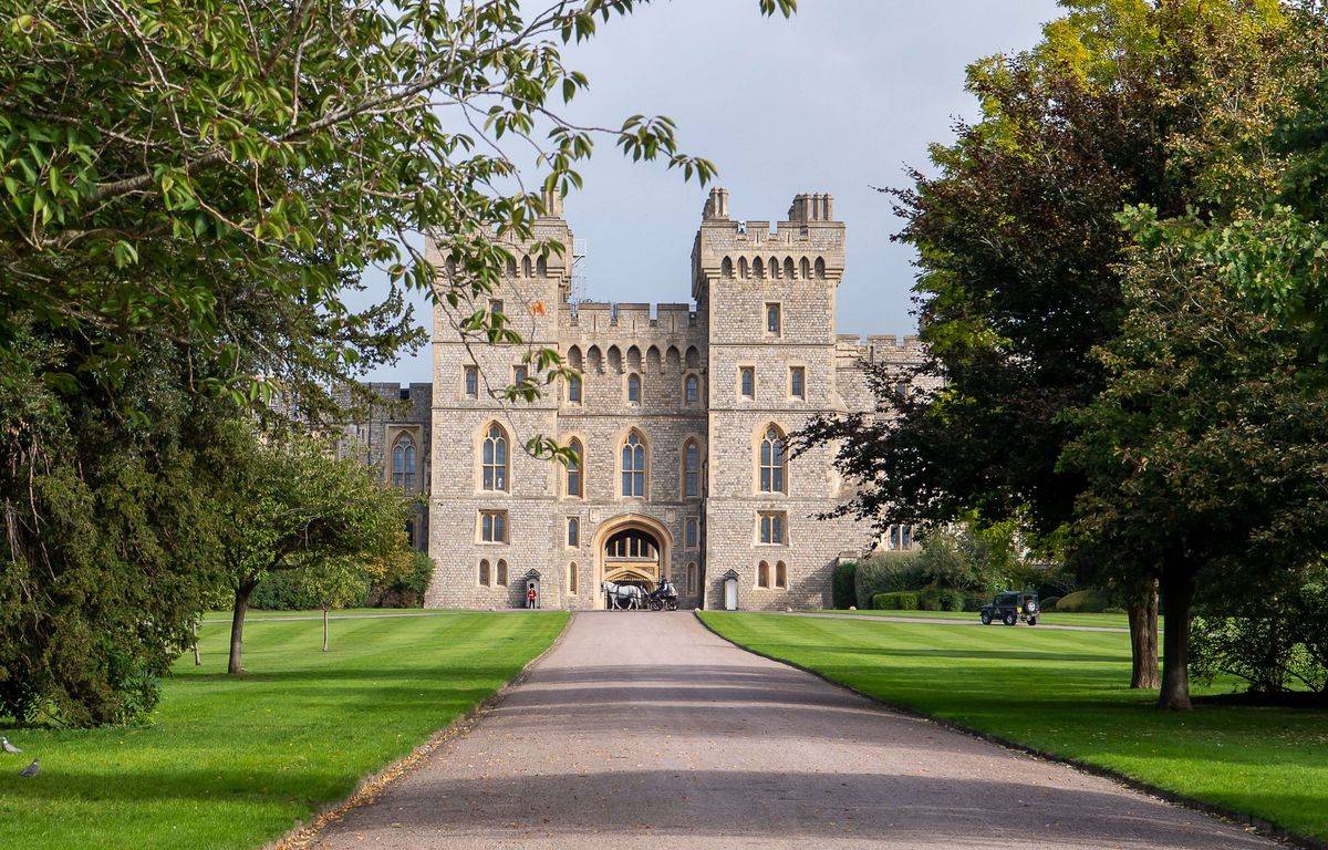 The popular reopening of Windsor Castle, where Elizabeth II is buried