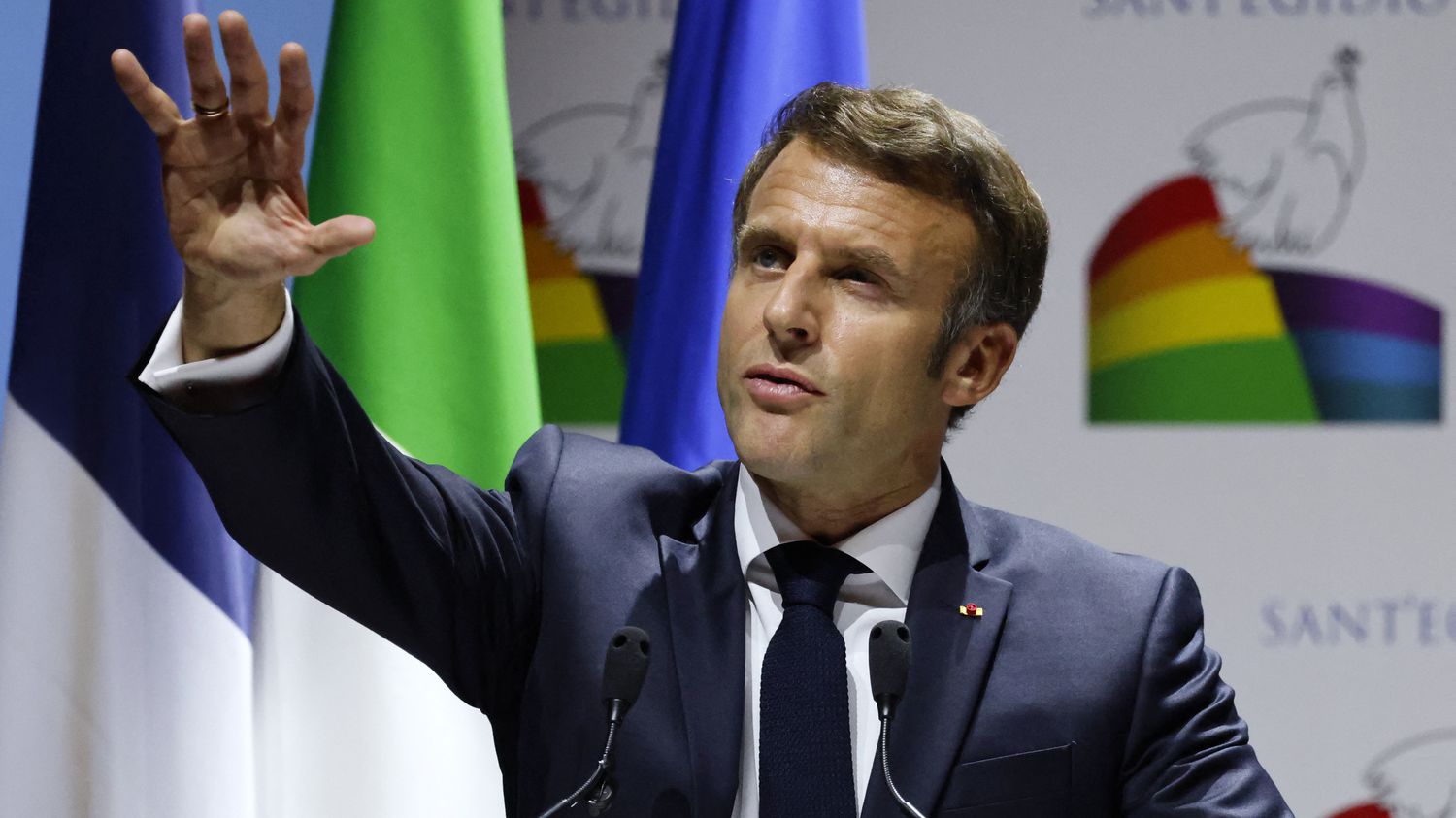 Italy: Emmanuel Macron met Giorgia Meloni, the new head of the ...