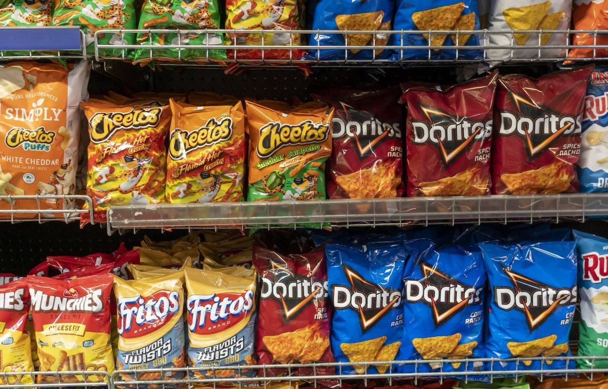 The statue of a hand holding a puffed snack is causing a stir in Canada