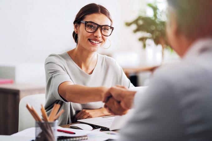 Costa Ricans receive higher average salary than foreigners registered ...