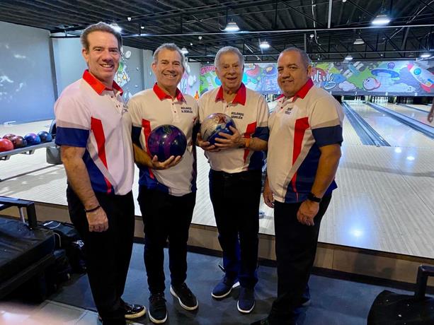 The SBC team wins gold in the world bowling tournament in Panama