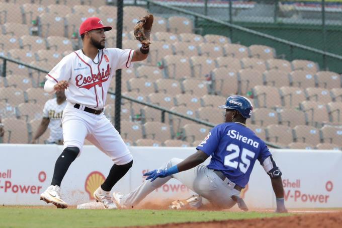 Licey wins the City Champ, Cruz and Mauricio stand out