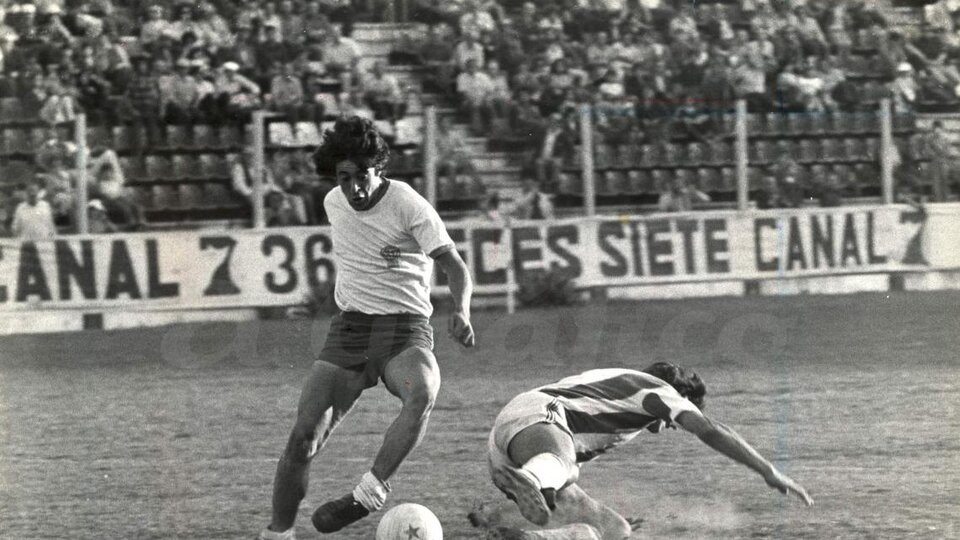 50 years have passed since René Houseman's debut in the First Division