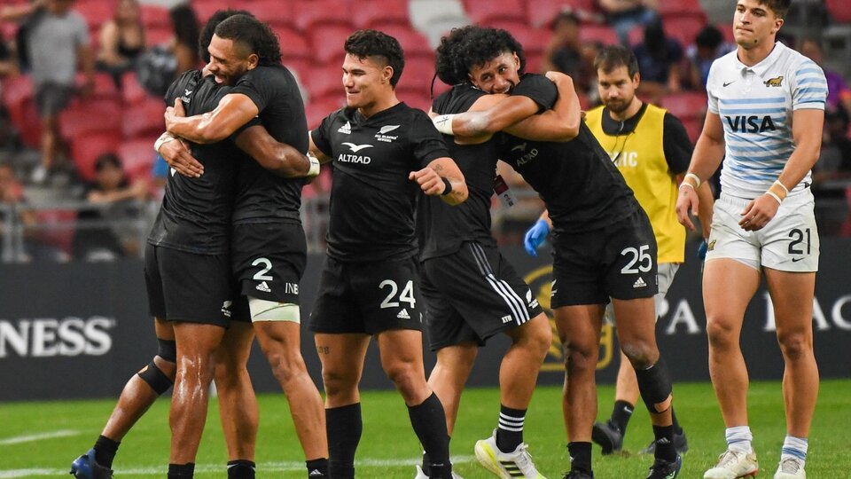 Los Pumas Silver Medal in the Singapore rugby sevens
