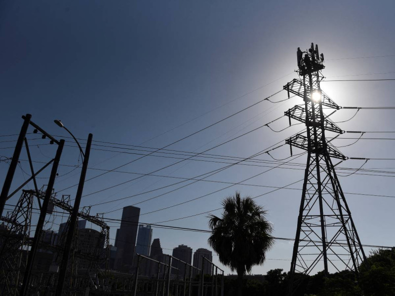 Heat wave causes record electricity use in Texas