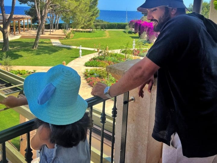 Rohit Sharma: Rohit Sharma spotted with his daughter Samaira on Father ...