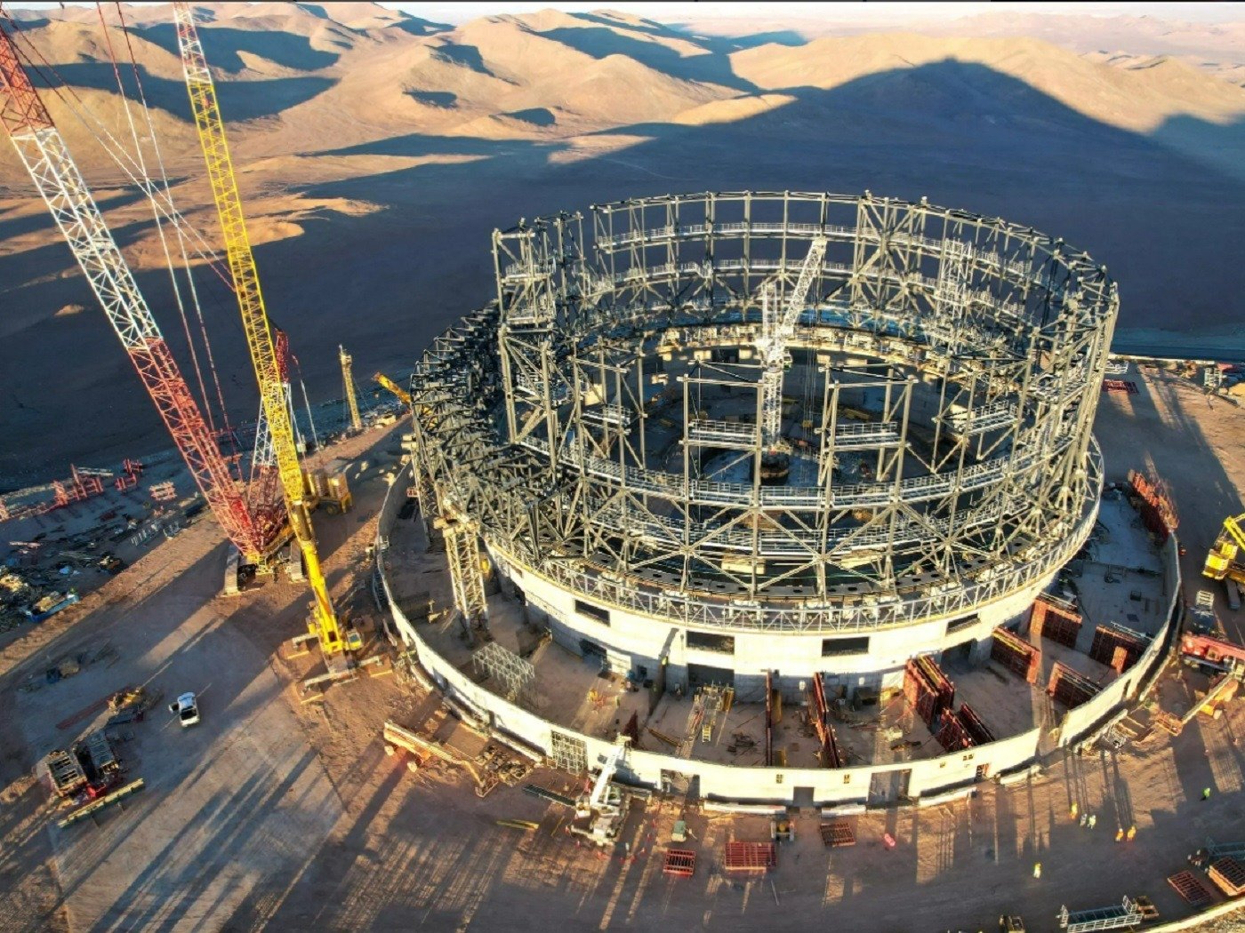 The world's largest ground-based telescope reaches a new milestone in ...