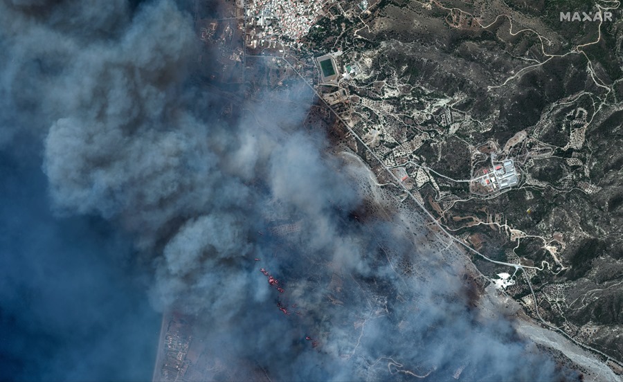 Greece struggles to control fires in Rhodes, Corfu and Euboea