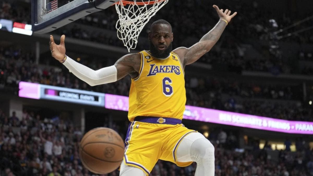 LeBron James warns: the superstar who will launch the Lakers in 2024