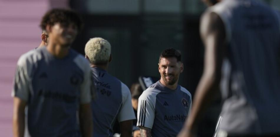 Lionel Messi's debut is the great attraction in the first game of the ...