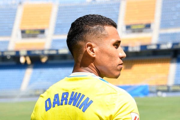 Darwin Machis faces new competition at Cádiz CF with the arrival of a ...