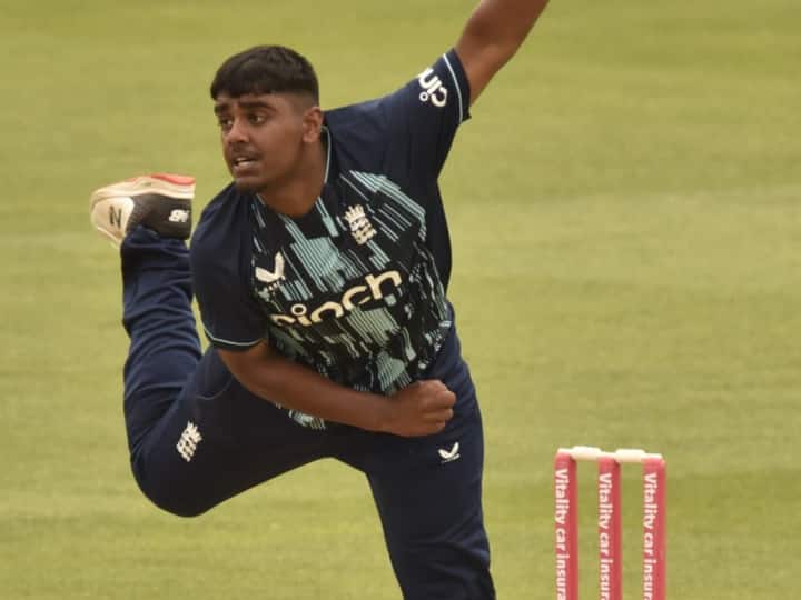 A few hours before the auction, three star players withdrew their names ...