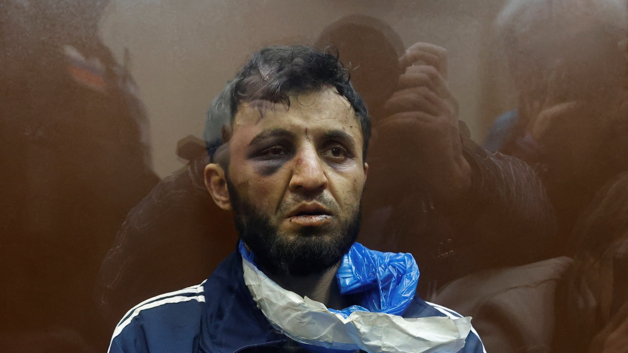 The four main suspects in the Moscow attack appear before the judge ...