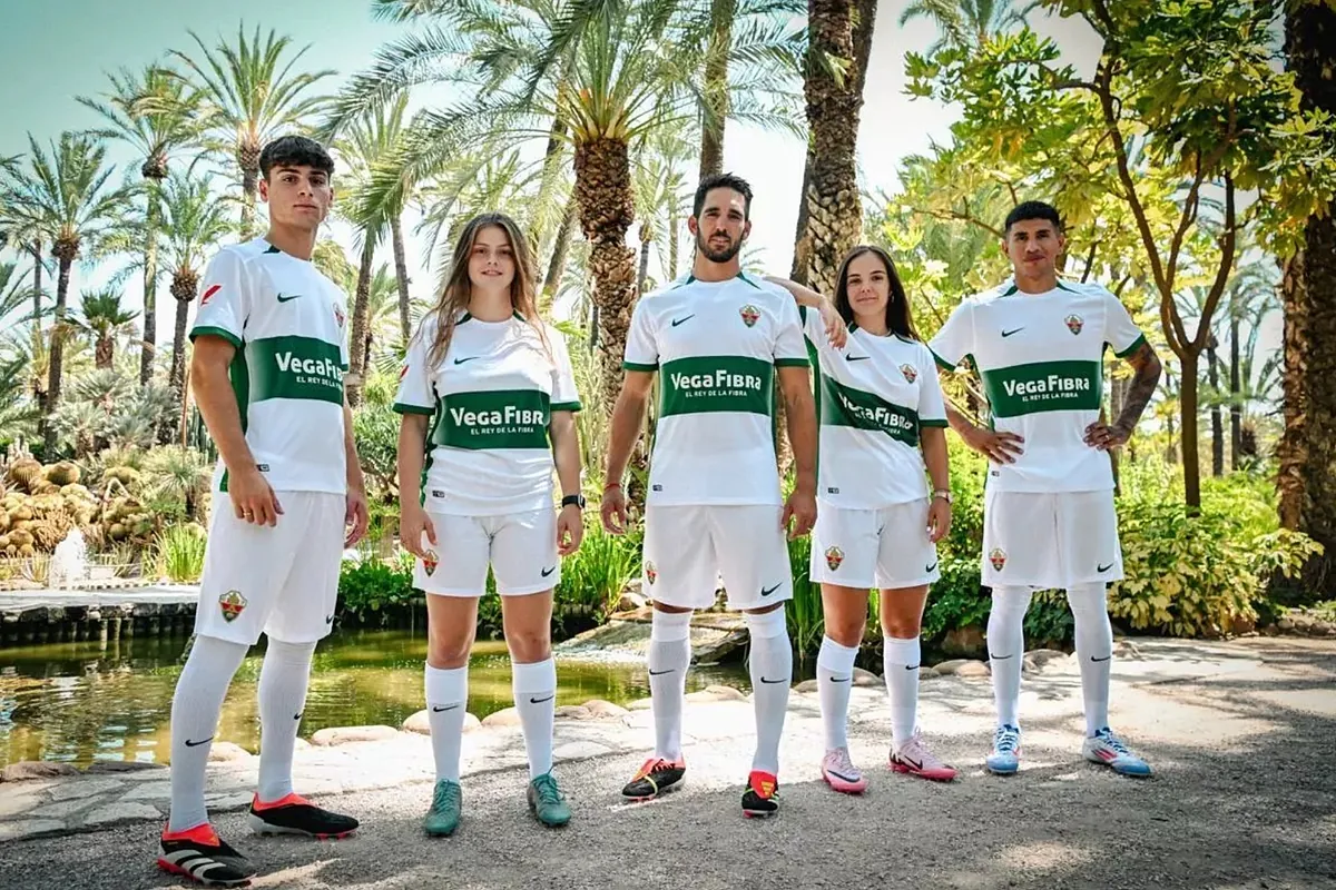 Elche to Wear Full Kits for Sixth Consecutive Season: A New Era for the ...