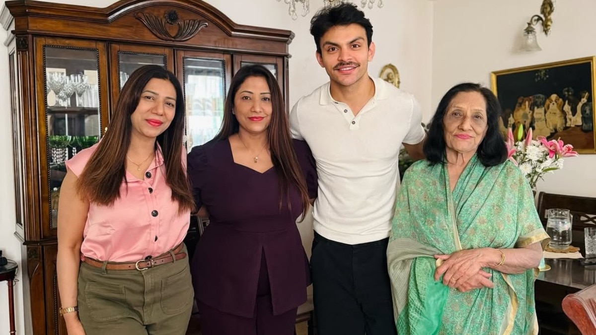 Brave Meets Family Of Martyred Squadron Leader