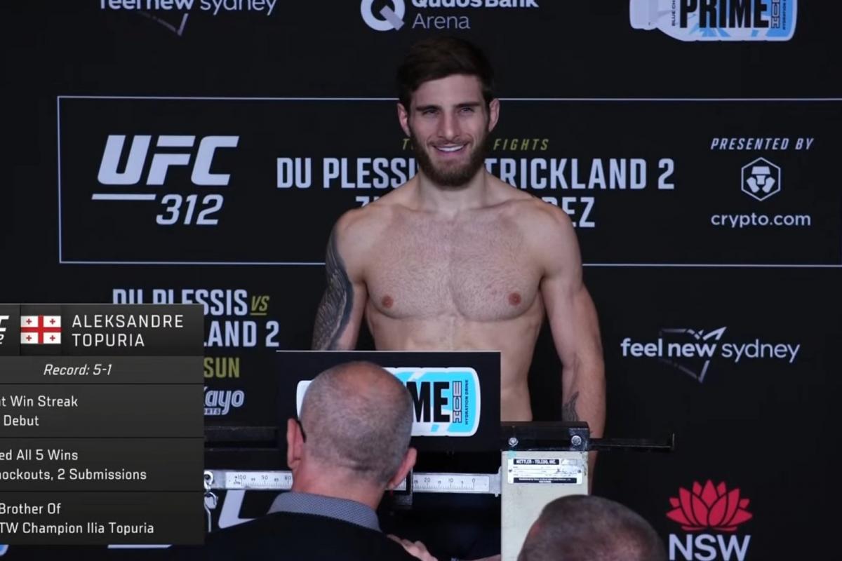 Aleksandre Topuria Makes Weight for UFC 312 Debut in Sydney