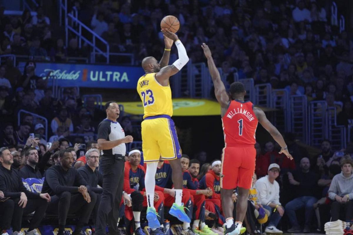 LeBron James Surpasses 50,000 NBA Points Milestone