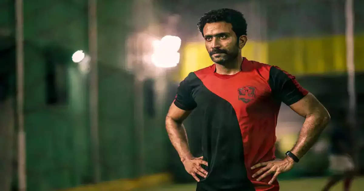 Malayalam Actor Shine Tom Chacko Arrested in Drugs Case After Earlier ...