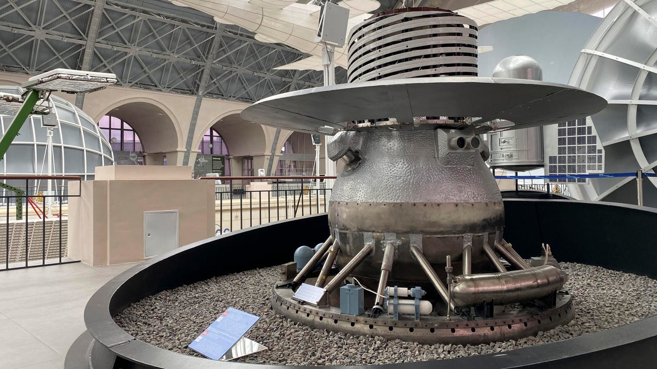 Kosmos 482 Satellite Crashes into Earth's Atmosphere, Lands in Indian ...