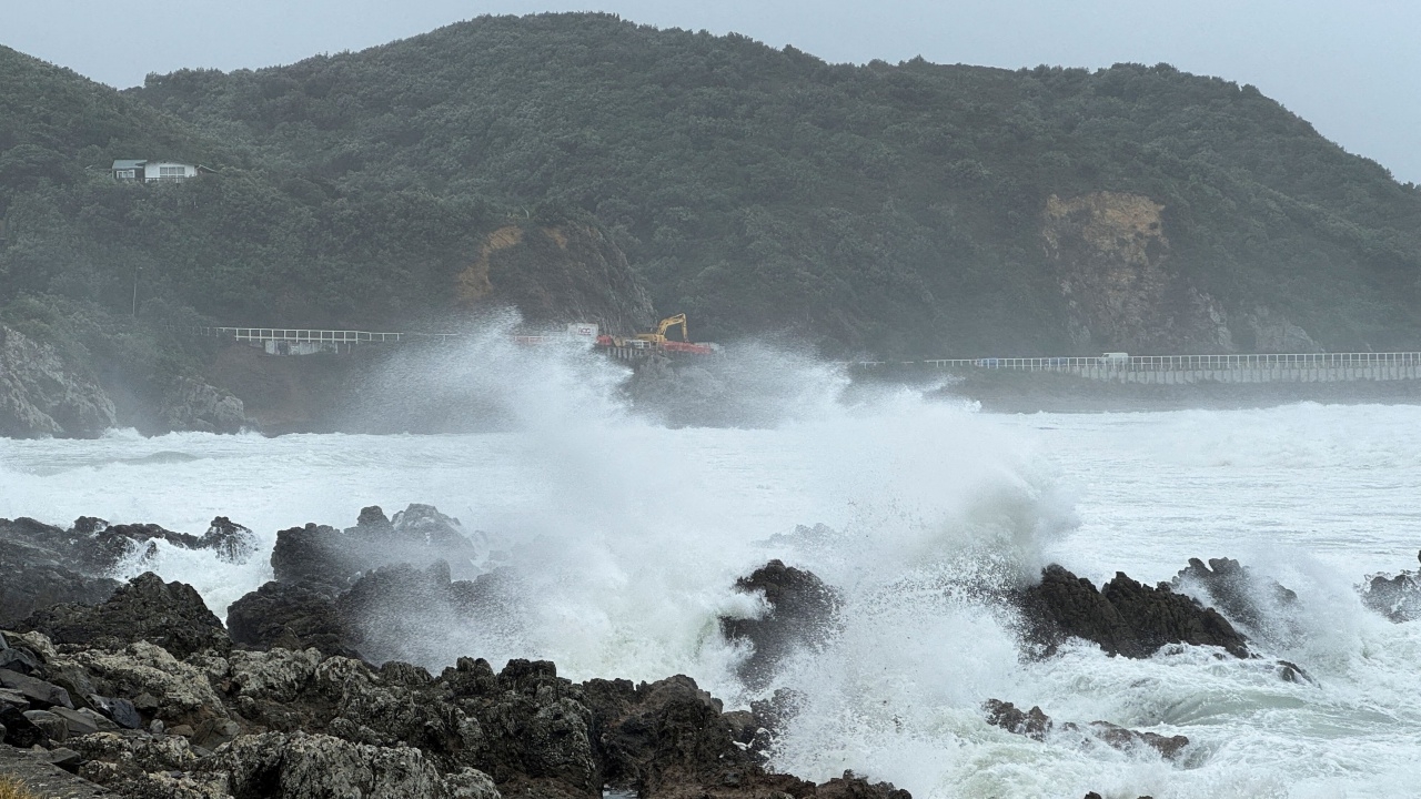 New Zealand Faces Historic Storm, Wellington Issues Red Alert for ...