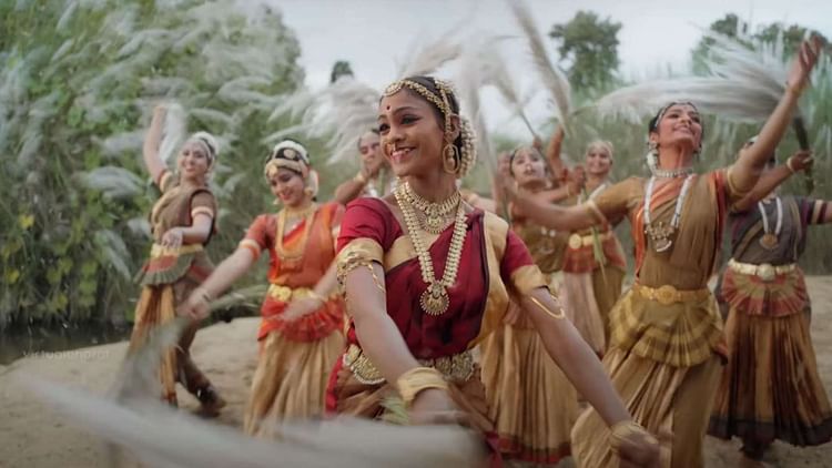 PM Modi Unveils The Waves of India Album at Waves Summit 2025 Event