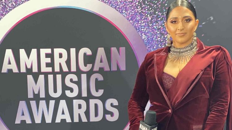 Raja Kumari Wins American Music Award as First Indian-Origin Singer