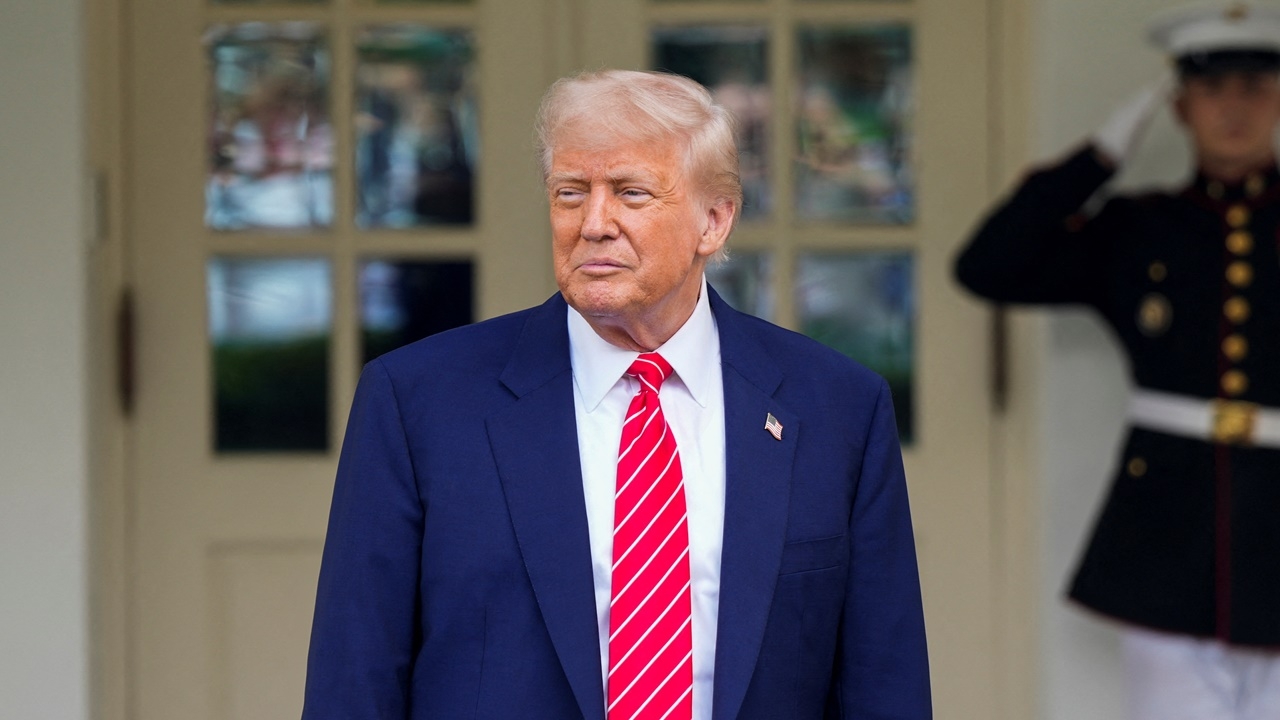 Trump Congratulates New Pope, First American to Hold Pontiff Position ...