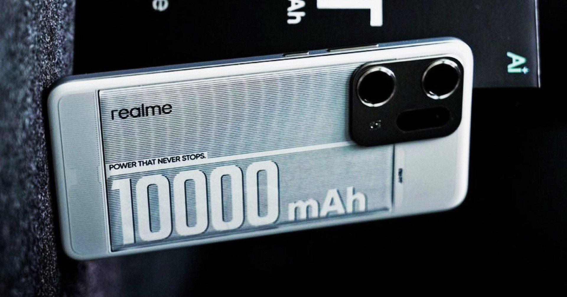 realme Unveils Concept Phone with Massive 10,000mAh Battery and ...