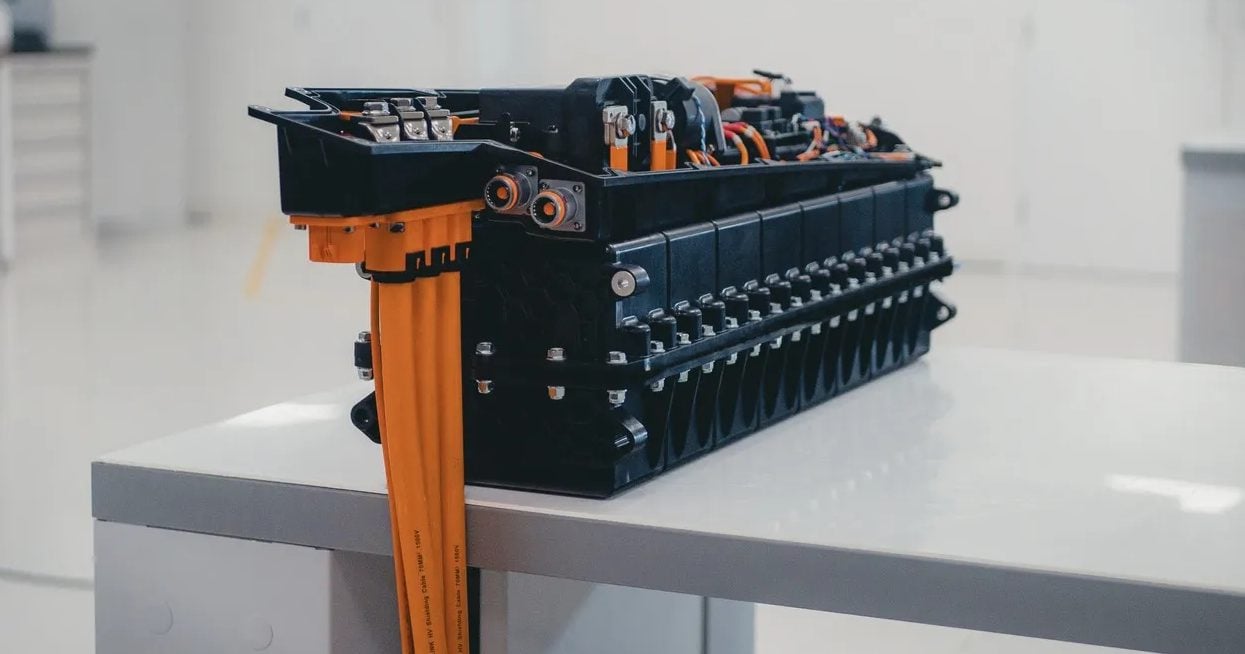 UK Company RML Group Unveils VarEVolt EV Battery with 18-Second Full Charge