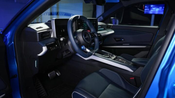 Alpine Favors Physical Buttons, Enhances Driver Control in Future Cars