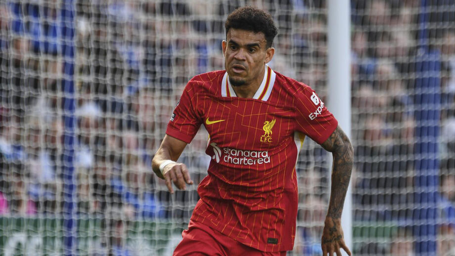 Bayern Munich readies second Luis Díaz bid despite Liverpool rejection.