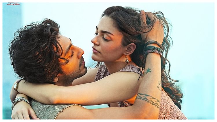 CBFC Cuts 10-Second Bold Scenes from Mohit Suri's Saiyaara Film