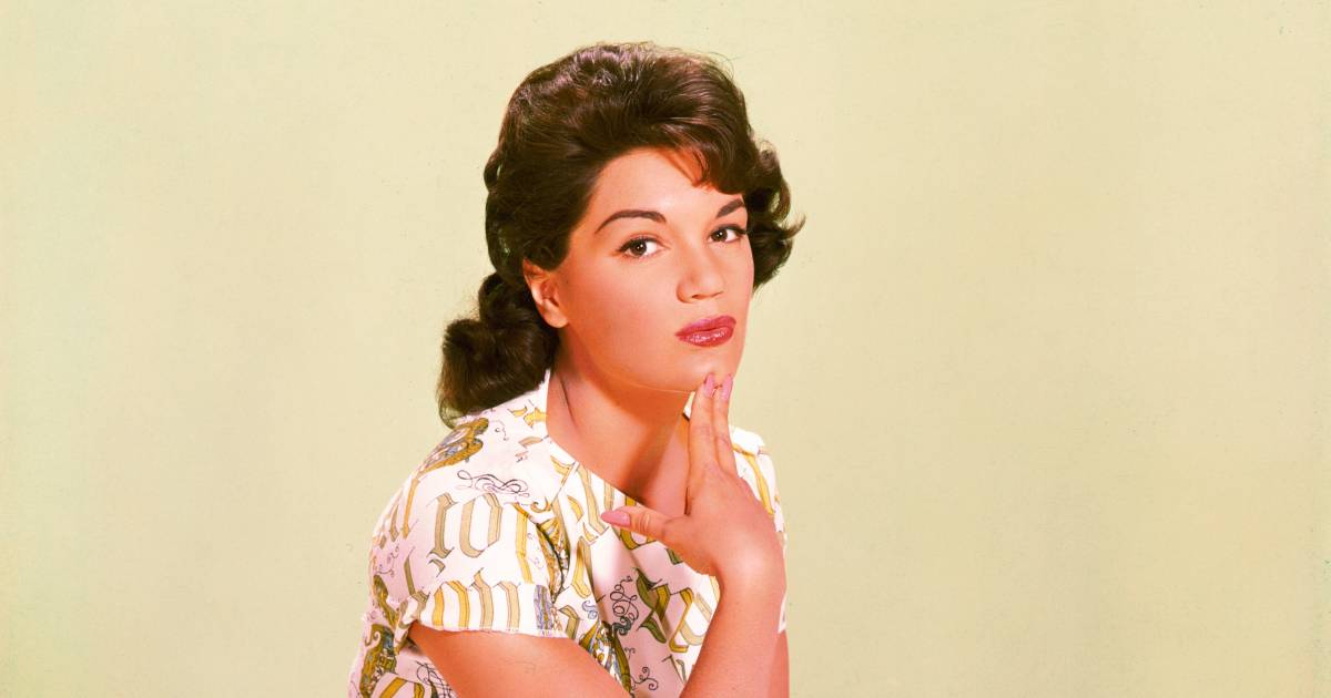 Connie Francis, 'Pretty Little Baby' Singer, Dies at 87 After Extreme Pain
