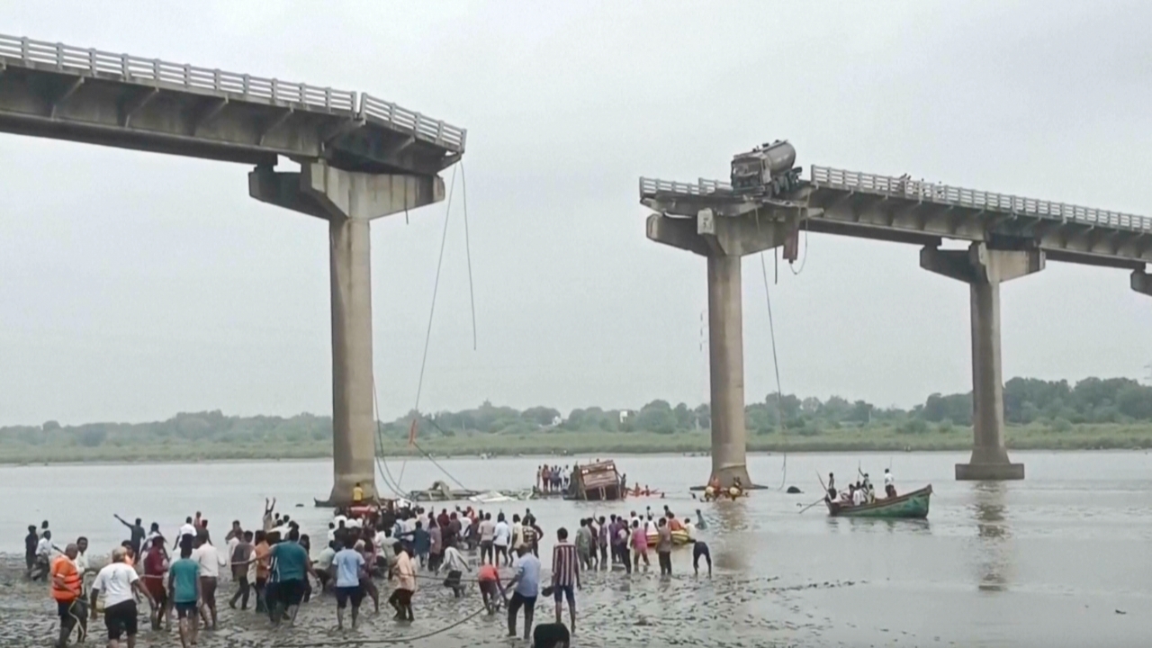 Gujarat Bridge Collapses, 9 Dead as Vehicles Plunge into River