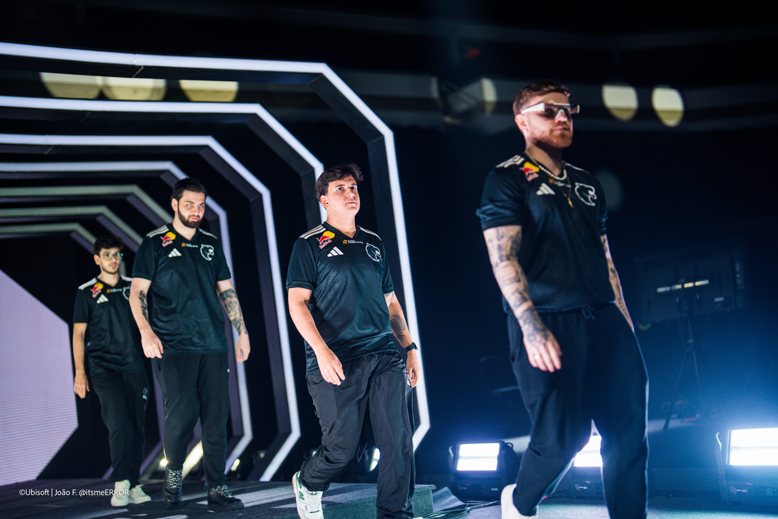 R6 SAL 2025: World Champions Regain Form, Eye Playoffs & EWC Spots