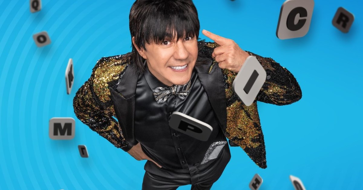 Adrián Uribe's El Vítor Returns in New Piensa Rápido Game Show