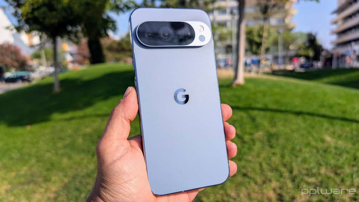 Google Pixel 10 Wireless Charging Problems Emerge After Launch