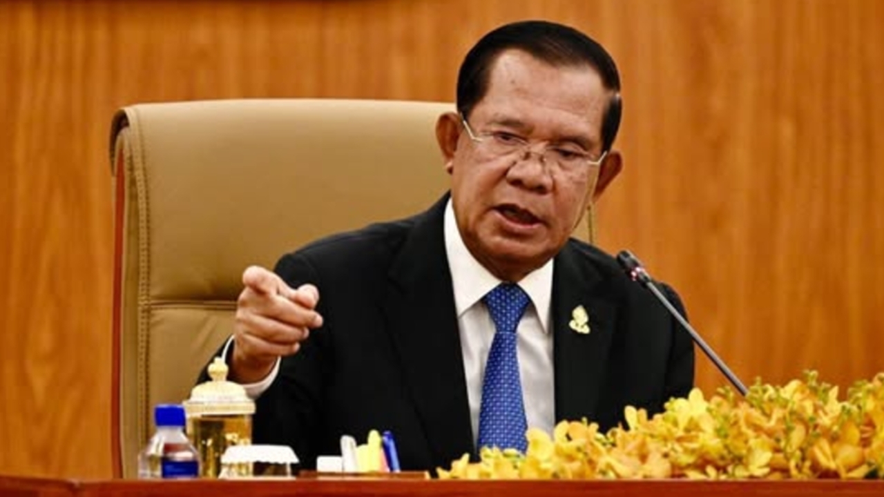 Hun Sen Blasts Thai Universities for Revoking Honorary Degrees