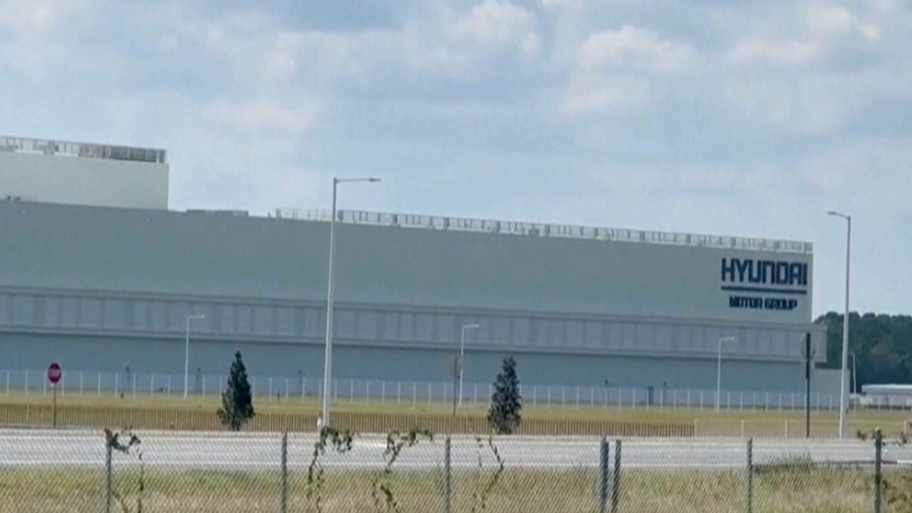 ICE Raids Hyundai Georgia Plant, Arrests 475 Foreign Workers