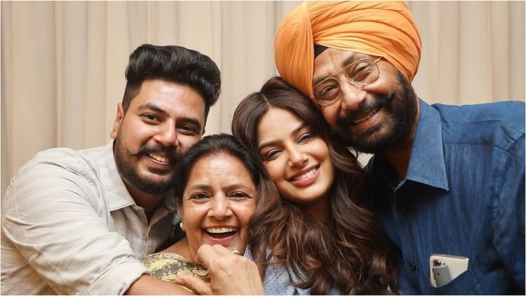 Miss Universe Harnaaz Sandhu Makes Emotional Bollywood Debut in Baaghi 4