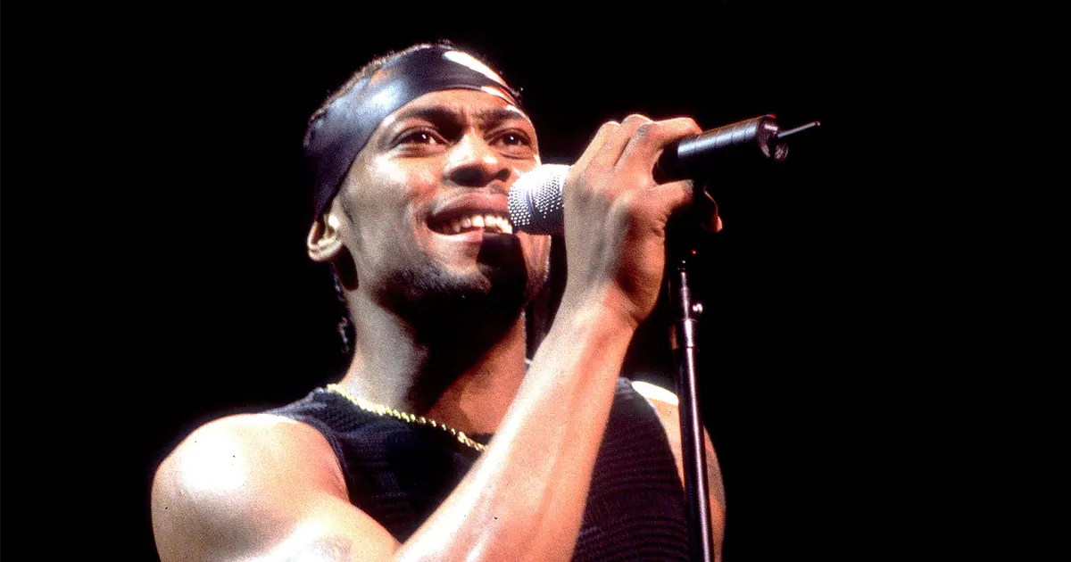 D'Angelo, 'Brown Sugar' Singer, Dies at 51 After Cancer Battle