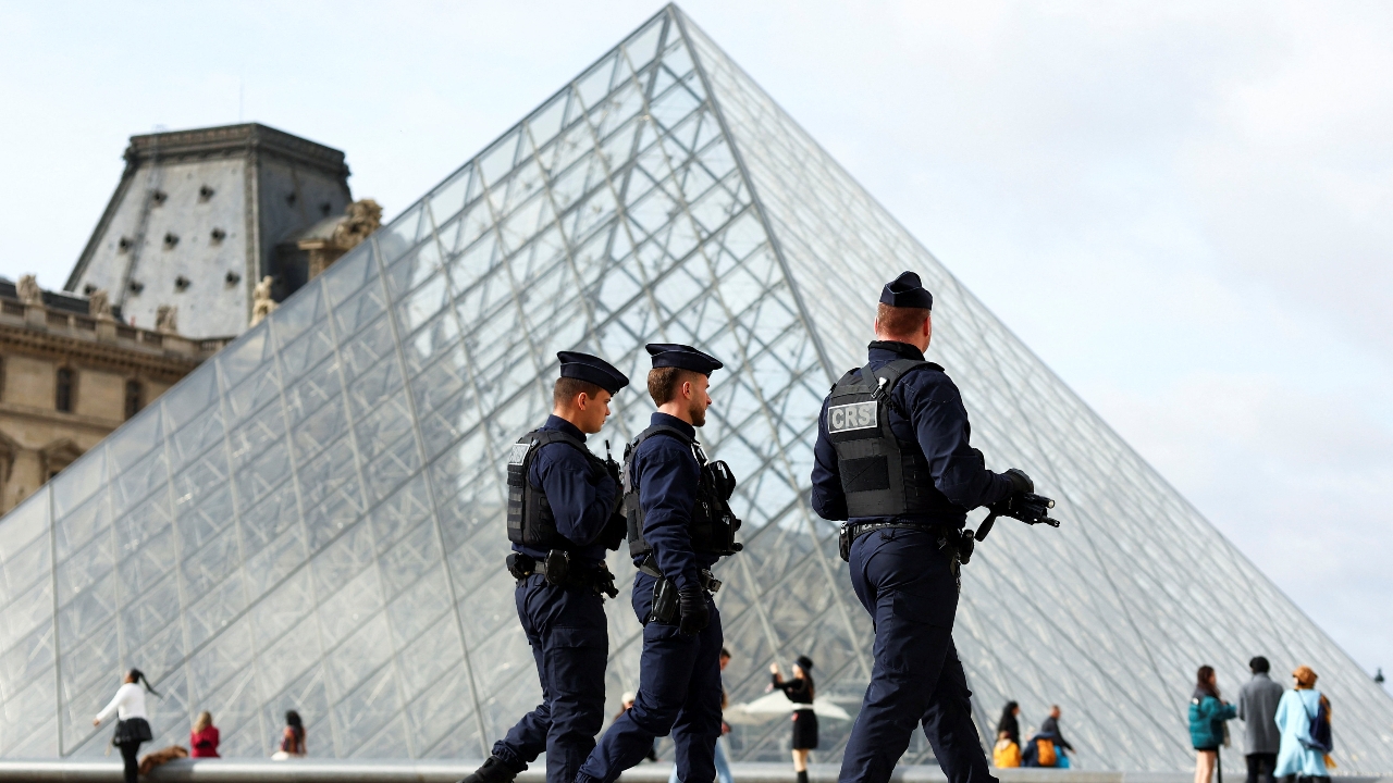 Five More Arrested in Louvre Royal Jewel Heist - $95 Million Treasure ...