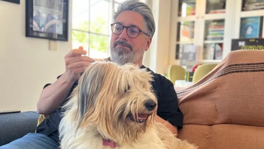 Comedian Nuno Markl's Dog Chiclete Appears to Sense Impending Stroke