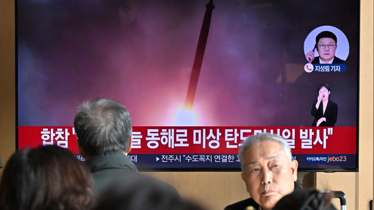 Pyongyang Threatens Offensive Action Over US-South Korea Joint Drills, Carrier