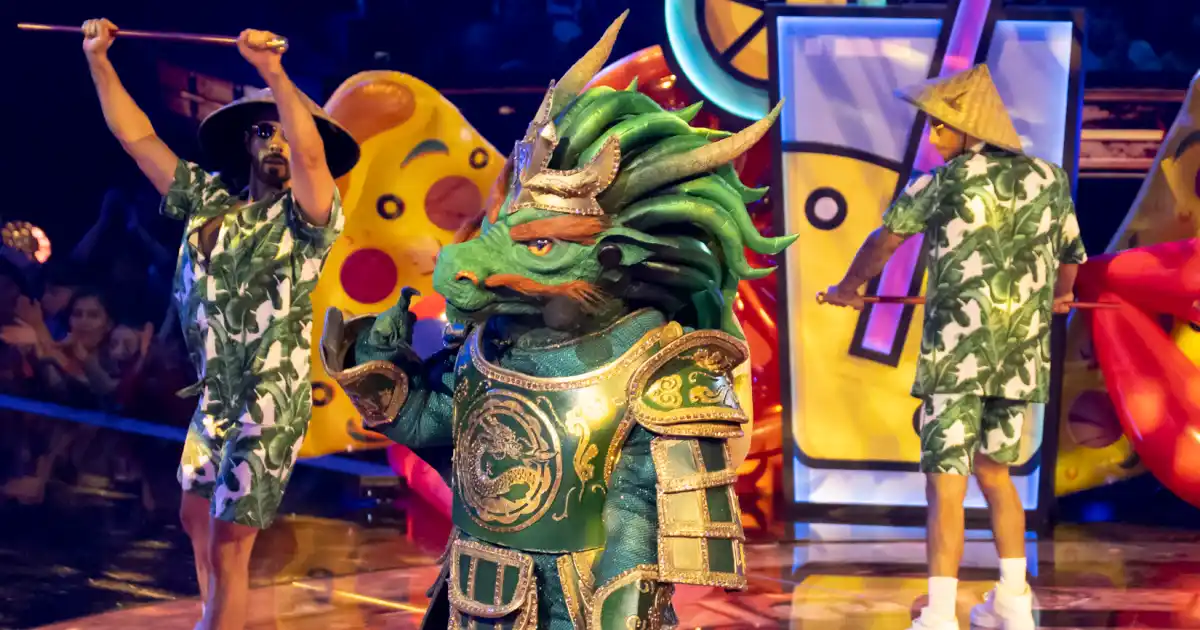 Judges Stunned: Eduardo España, Diego Klein Unmasked on 'Who Is the Mask?'